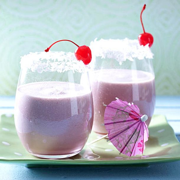 Amarula-Kirsch-Cocktail Rezept | LECKER
