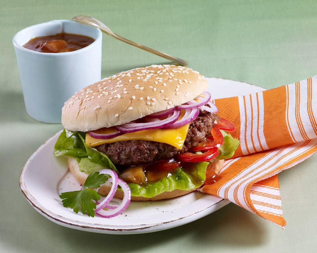 Cheeseburger Rezept | LECKER