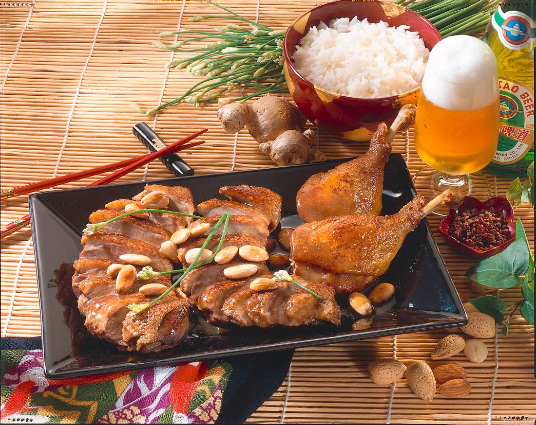 Chinesische Mandel-Ente Rezept | LECKER