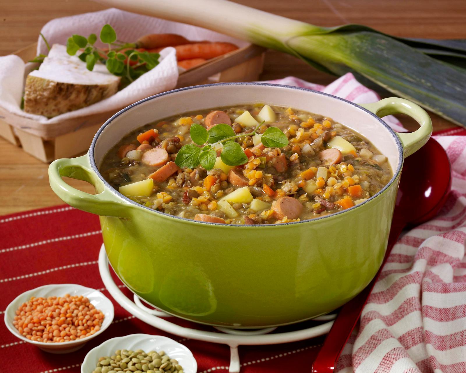 Deftiger Linseneintopf Rezept | LECKER