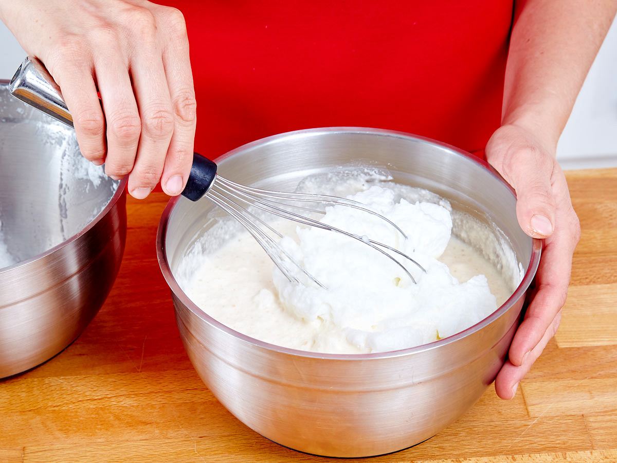 Zauberkuchen - so geht das magische Rezept | LECKER