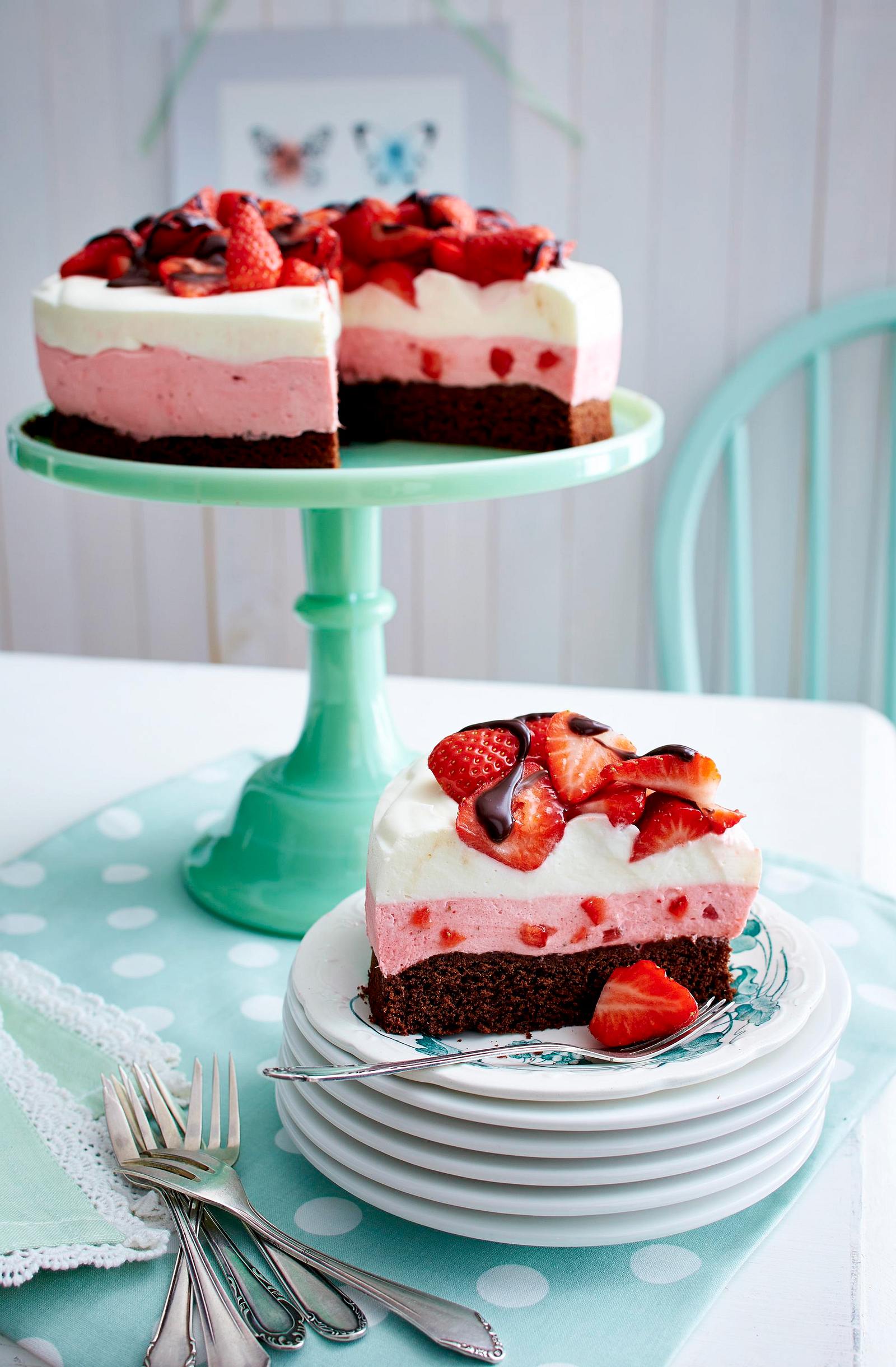 Erdbeer-Joghurt-Torte Rezept | LECKER