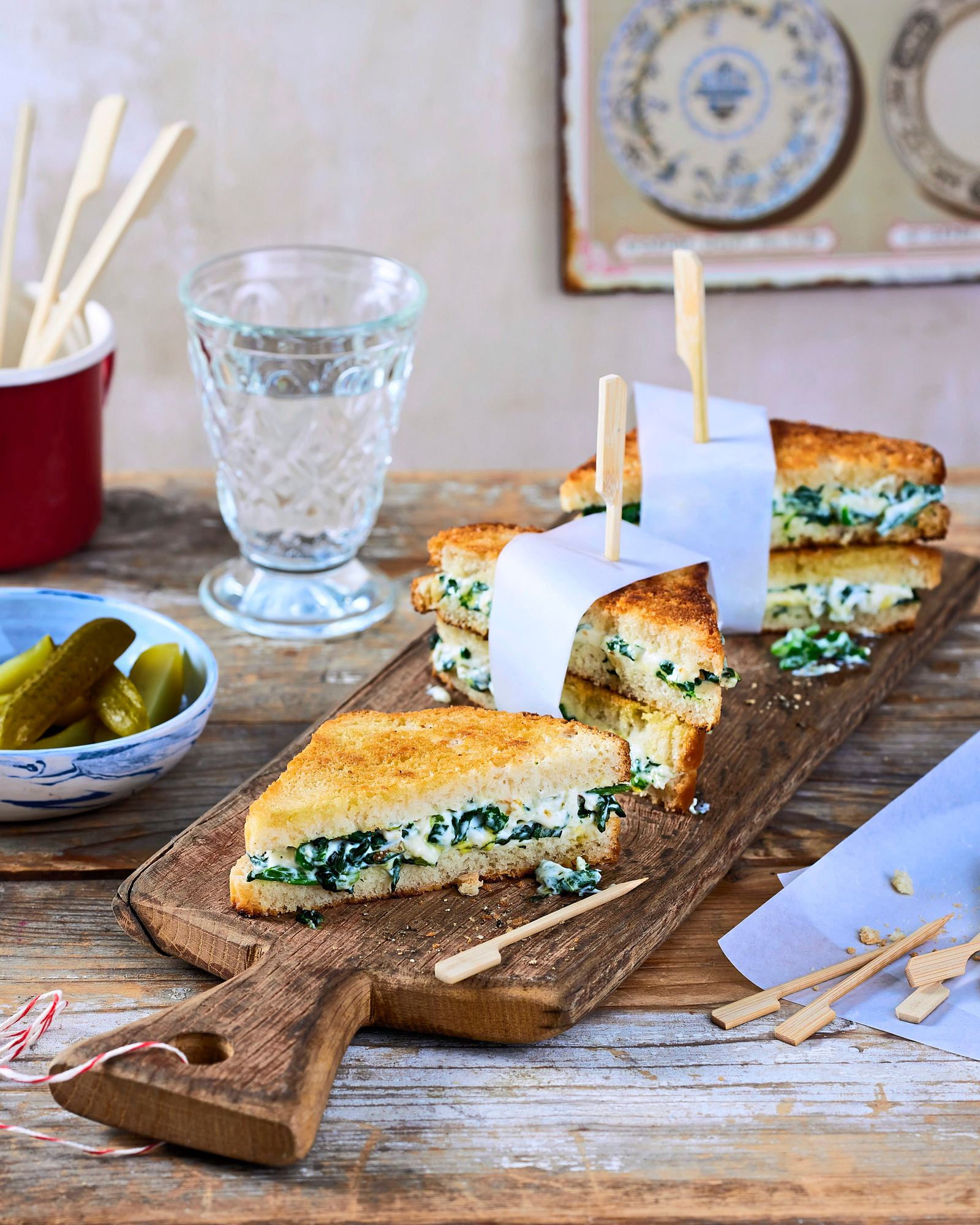 Käse-Spinat-Toasties zum Feierabend Rezept | LECKER