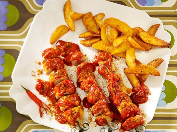 Currywurst - der Berliner Klassiker | LECKER Currywurst - der Berliner Klassiker | LECKER