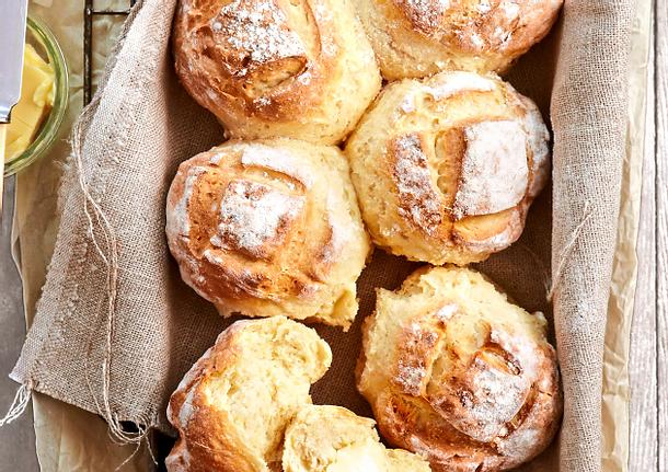 Fixe Buttermilch-Brötchen Rezept | LECKER
