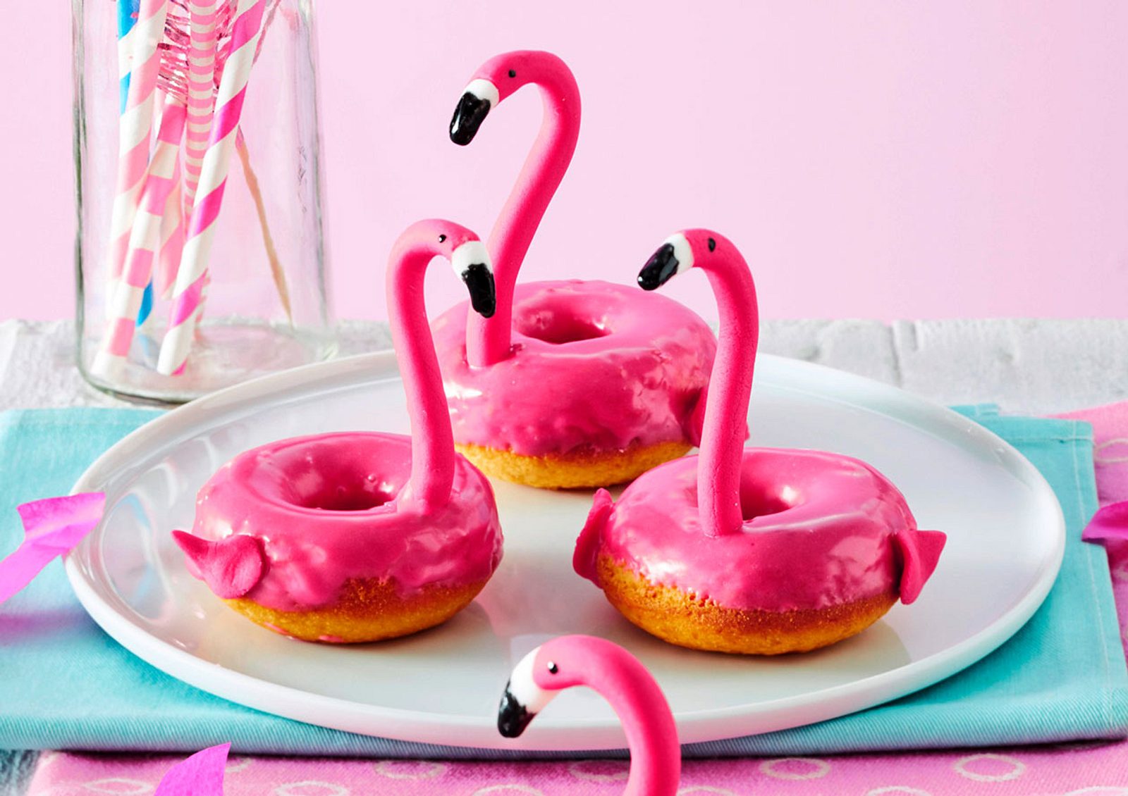 Flamingo-Donuts Rezept | LECKER