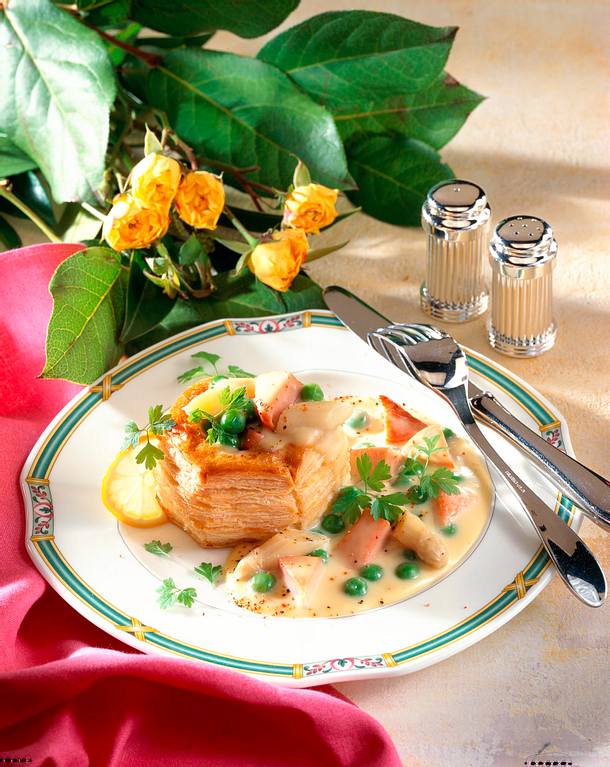 Gefüllte Pastete Rezept | LECKER
