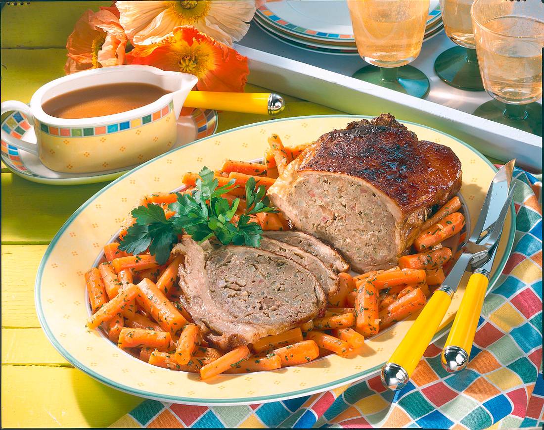 Gefüllte Kalbsbrust Rezept | LECKER