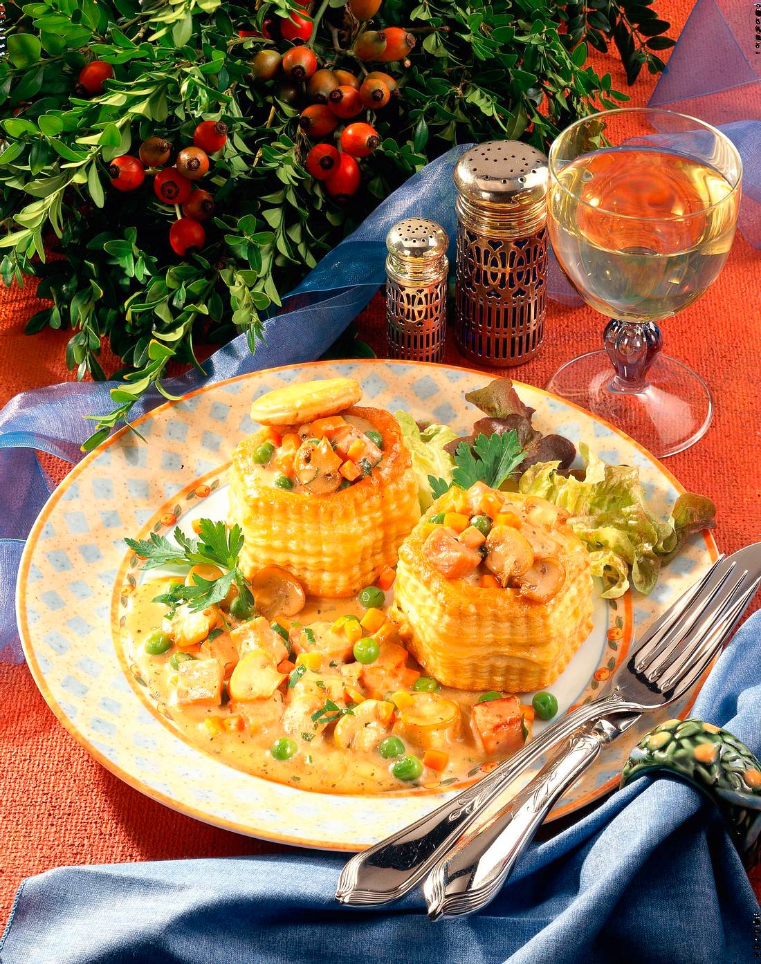 Gefüllte Pasteten Rezept | LECKER