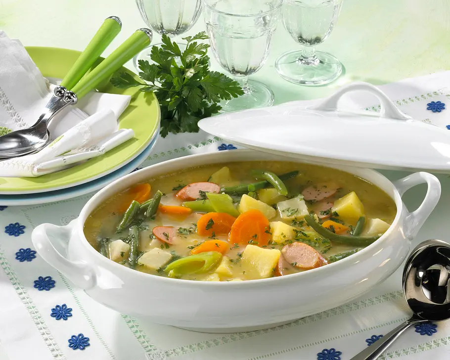 Omas Gemuseeintopf Mit Wurstchen