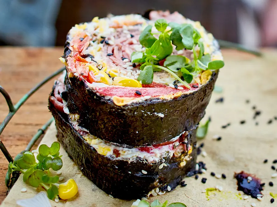 Low-Carb-Sushi mit Mais statt Reis – leicht zum Picknick Rezept | LECKER