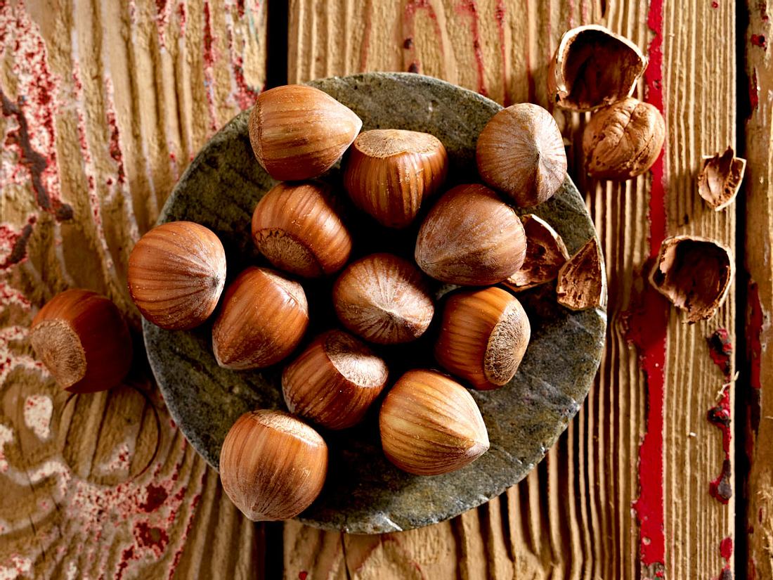 Haselnuss - zur Adventszeit ein Muss | LECKER