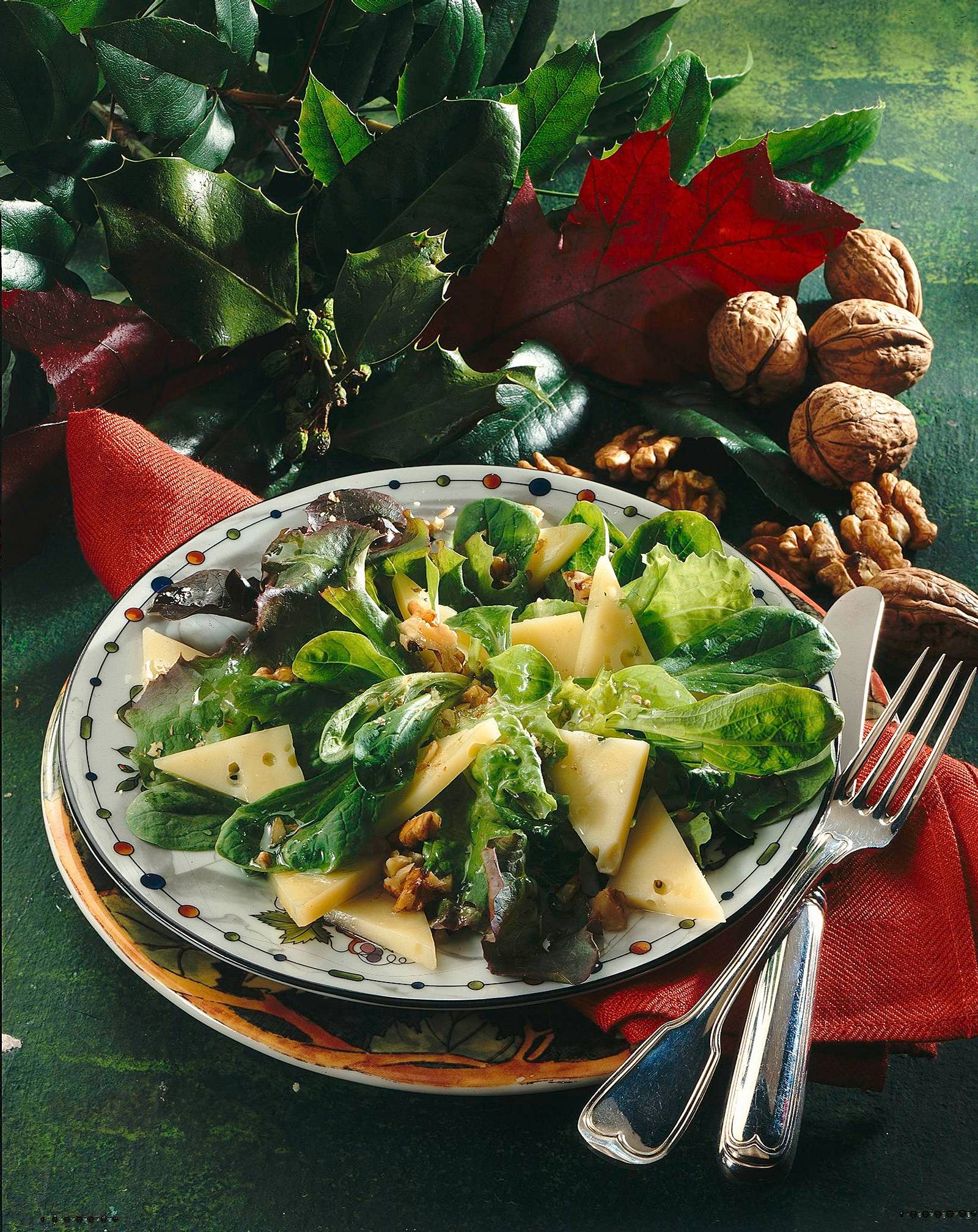 Herbstlicher Blattsalat Rezept | LECKER