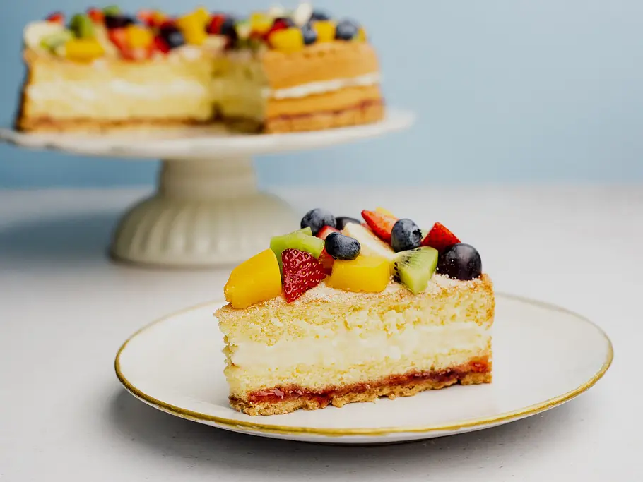 Obsttorte mit Pudding Rezept | LECKER