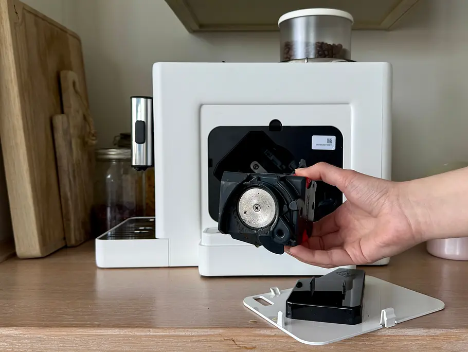 Im Test: De'Longhi Rivelia EXAM440.55 Kaffeevollautomat | LECKER