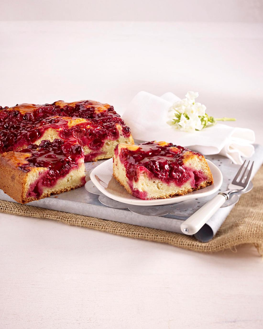 KIBA-Kuchen mit Joghurt Rezept | LECKER