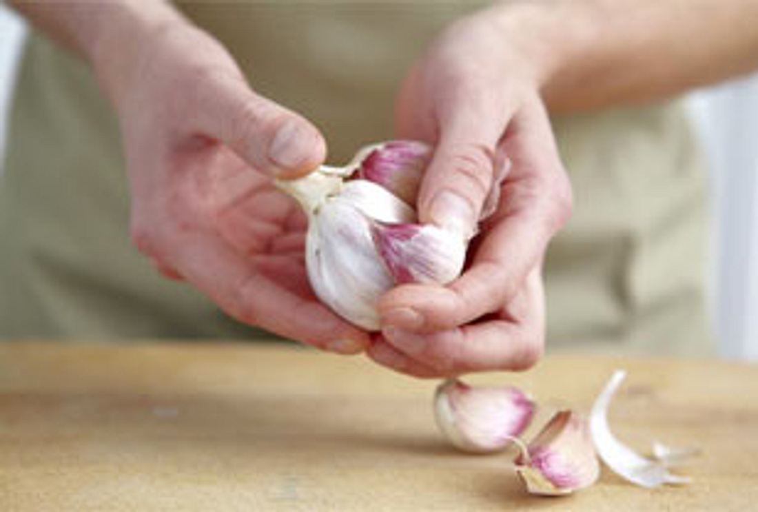 Knoblauchpaste selber machen - so geht's | LECKER