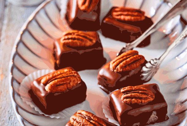 Mini-Marzipan-Brote Rezept | LECKER