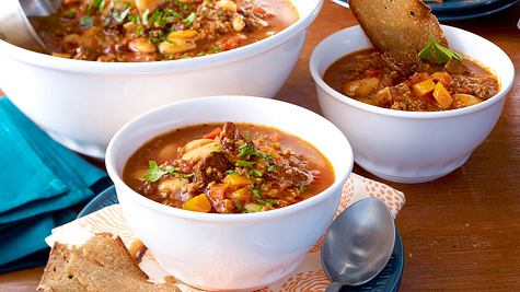 Herzhafte Mitternachtssuppe Rezept | LECKER