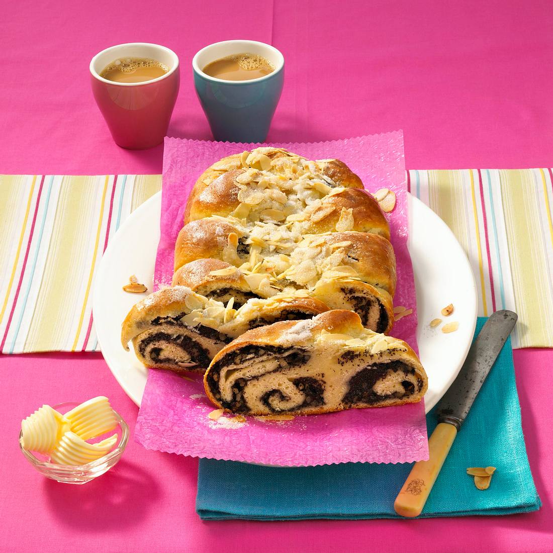 Mohn-Butter-Striezel Rezept | LECKER