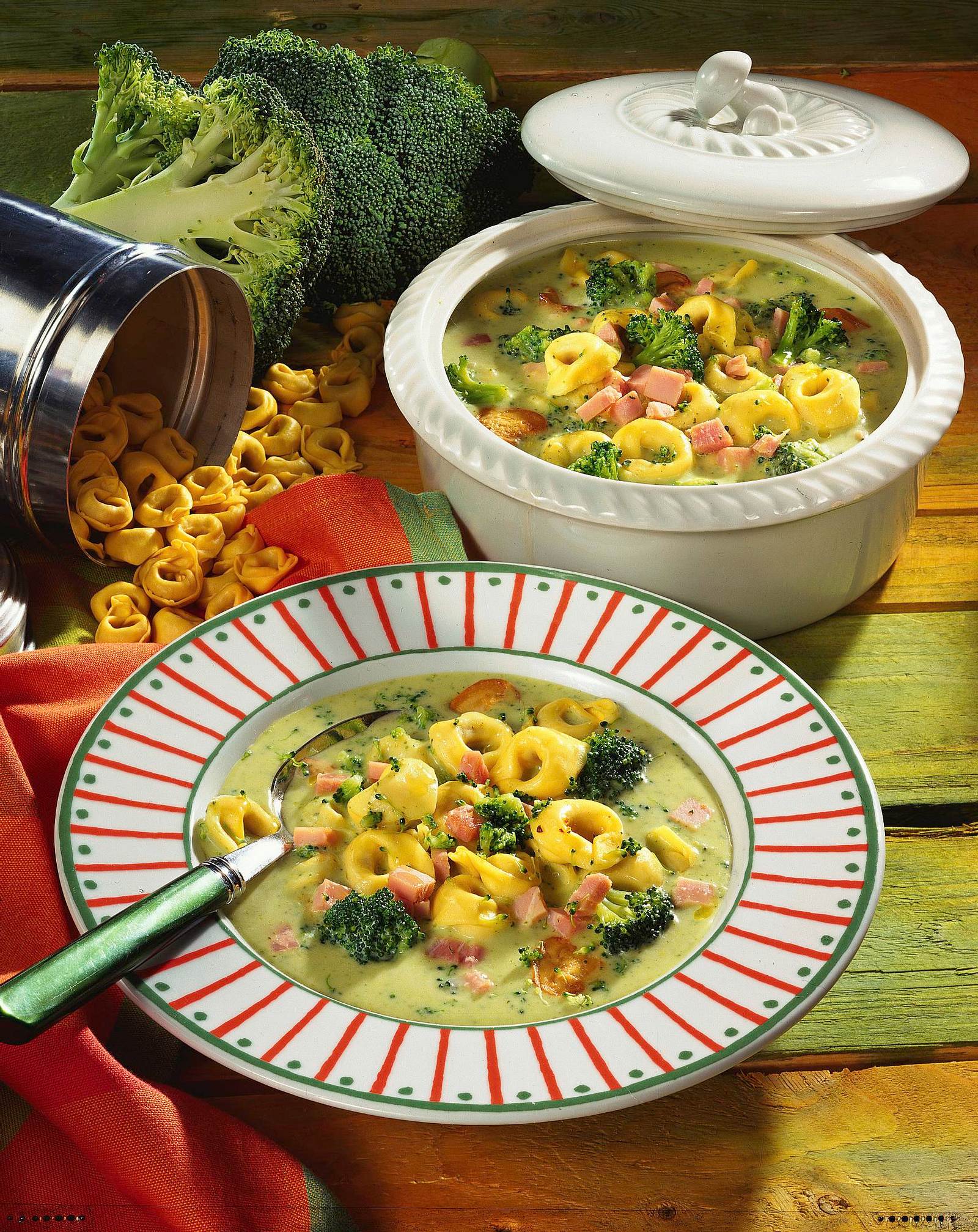 Tortellini-Broccoli-Suppe Rezept | LECKER