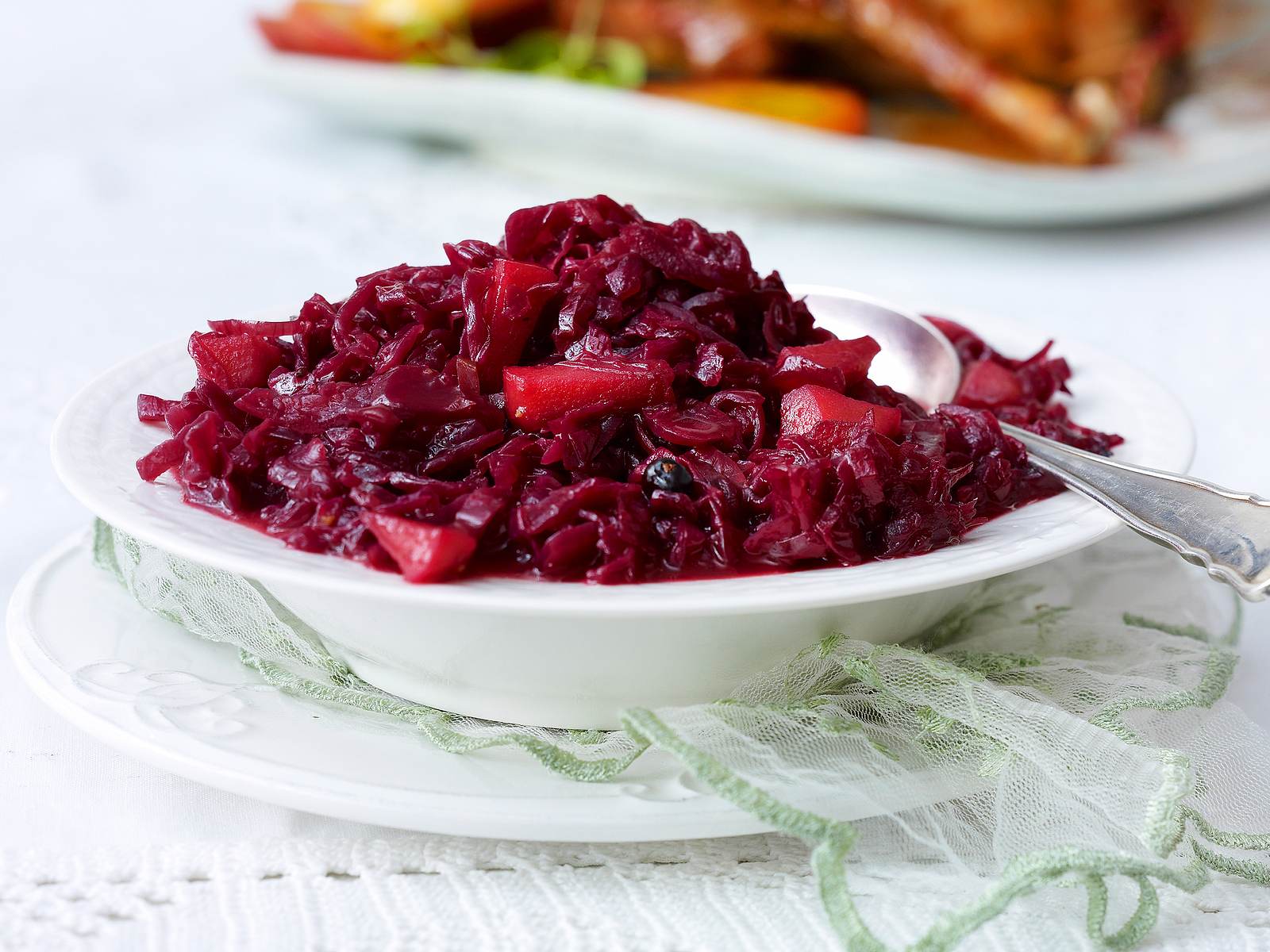 Weihnachtlicher Apfelrotkohl Rezept | LECKER
